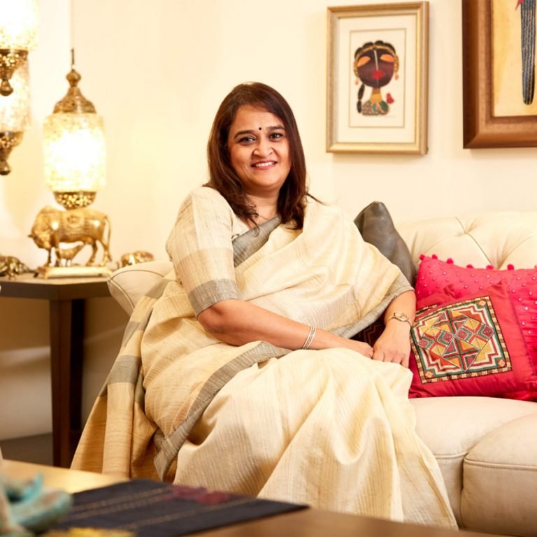 Bio – Hina Bhatt